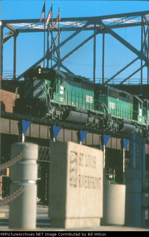 BN at Lacledes Landing